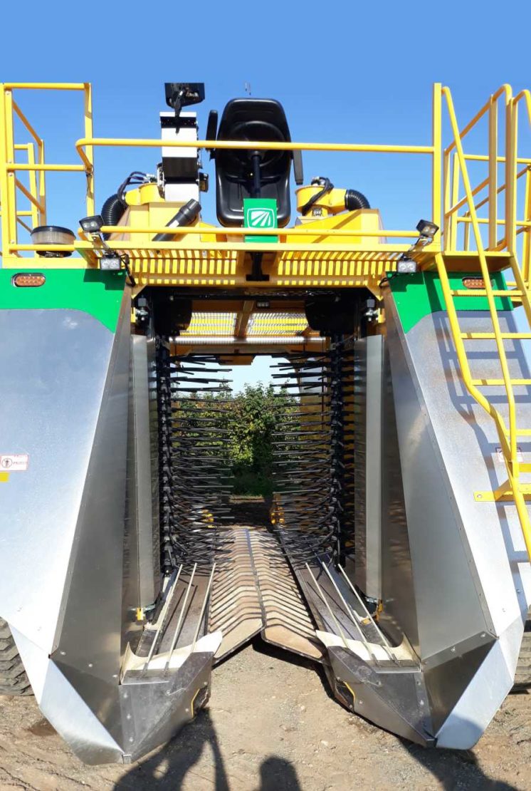 What's the Secret? Machine Harvesting of Blueberries Is Taking Off ...