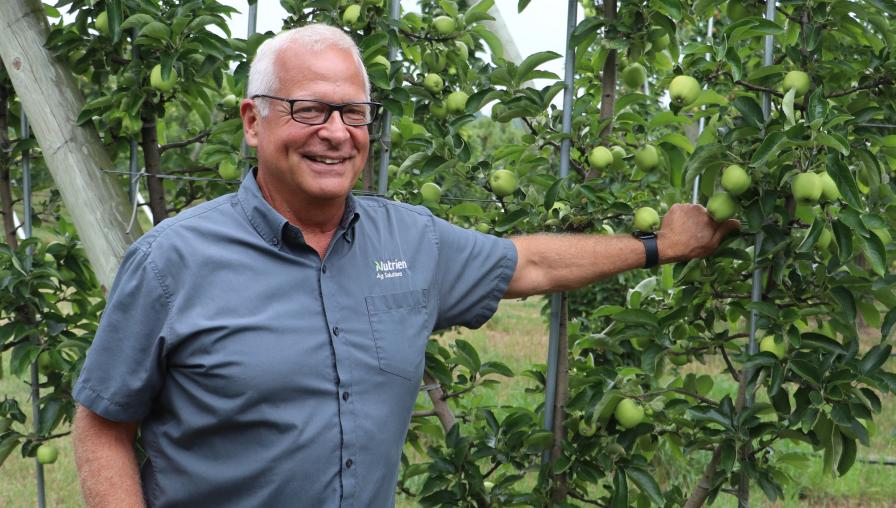 Announcing the 2025 Apple Grower of the Year Winners - Growing Produce